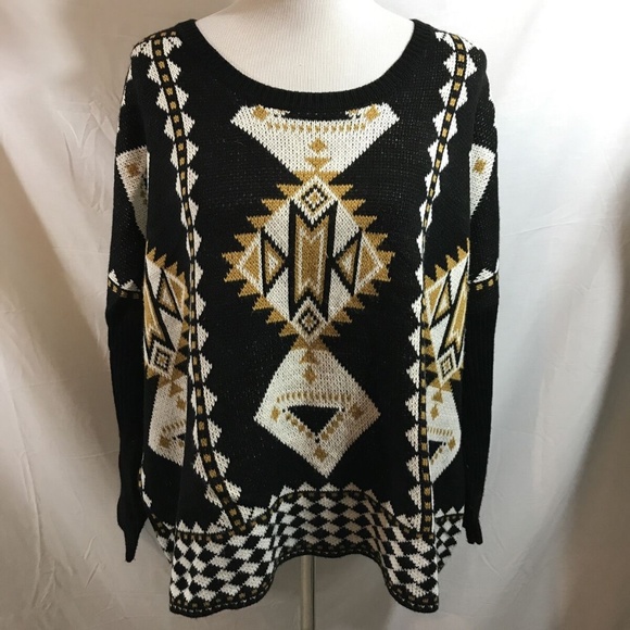 Relativity | Sweaters | Relativity Black Gold Aztec Design Cropped ...